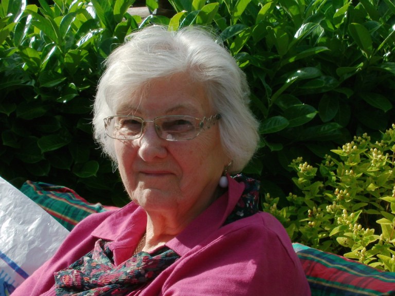 Pat Field | UK Baha'i Histories